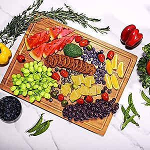 Wood Cutting Boards for Kitchen, Large Charcuterie boards,Reversible Wooden Chopping Board With Juice Grooves and Handles,Ideal for Chopping Meat, Vegetables, Fruits, Bread, Cheese, 17x12"