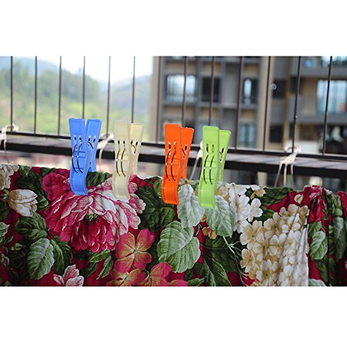Beach Towel Clips, ECROCY Towel Clips for Chairs on Cruise, 8 Pack Large Clips Clamps,Clothes Pegs,Beach Towel Holder to Keep Your Towel from Blowing Away,Heavy Duty and in Bright Colors