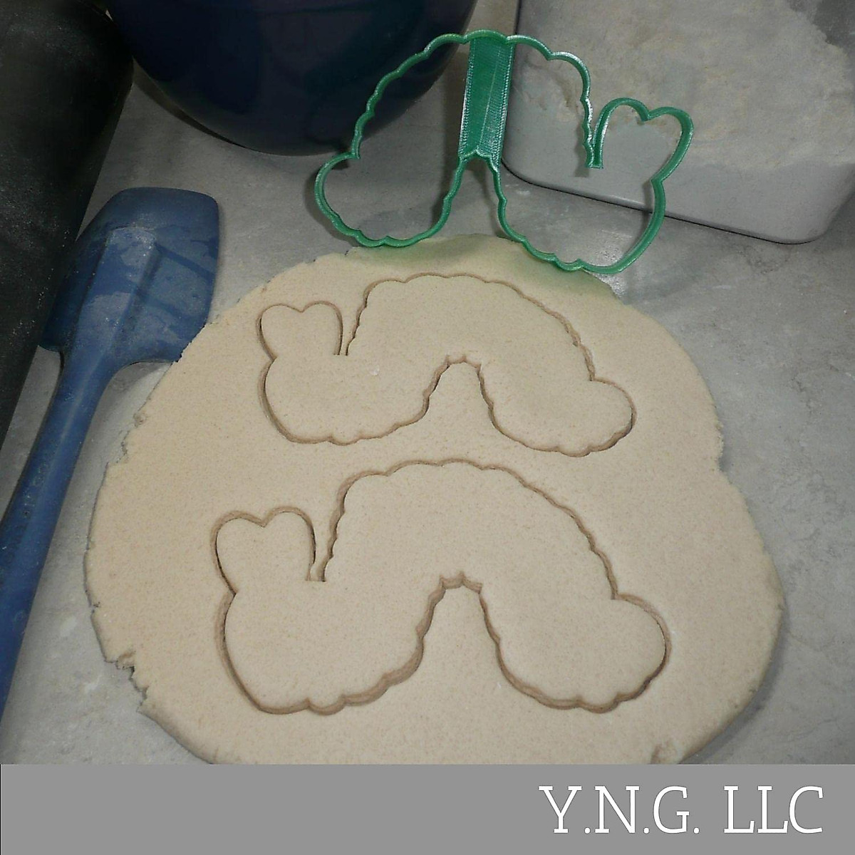 CATERPILLAR INSECT INCH WORM OUTLINE COOKIE CUTTER MADE IN USA PR4643