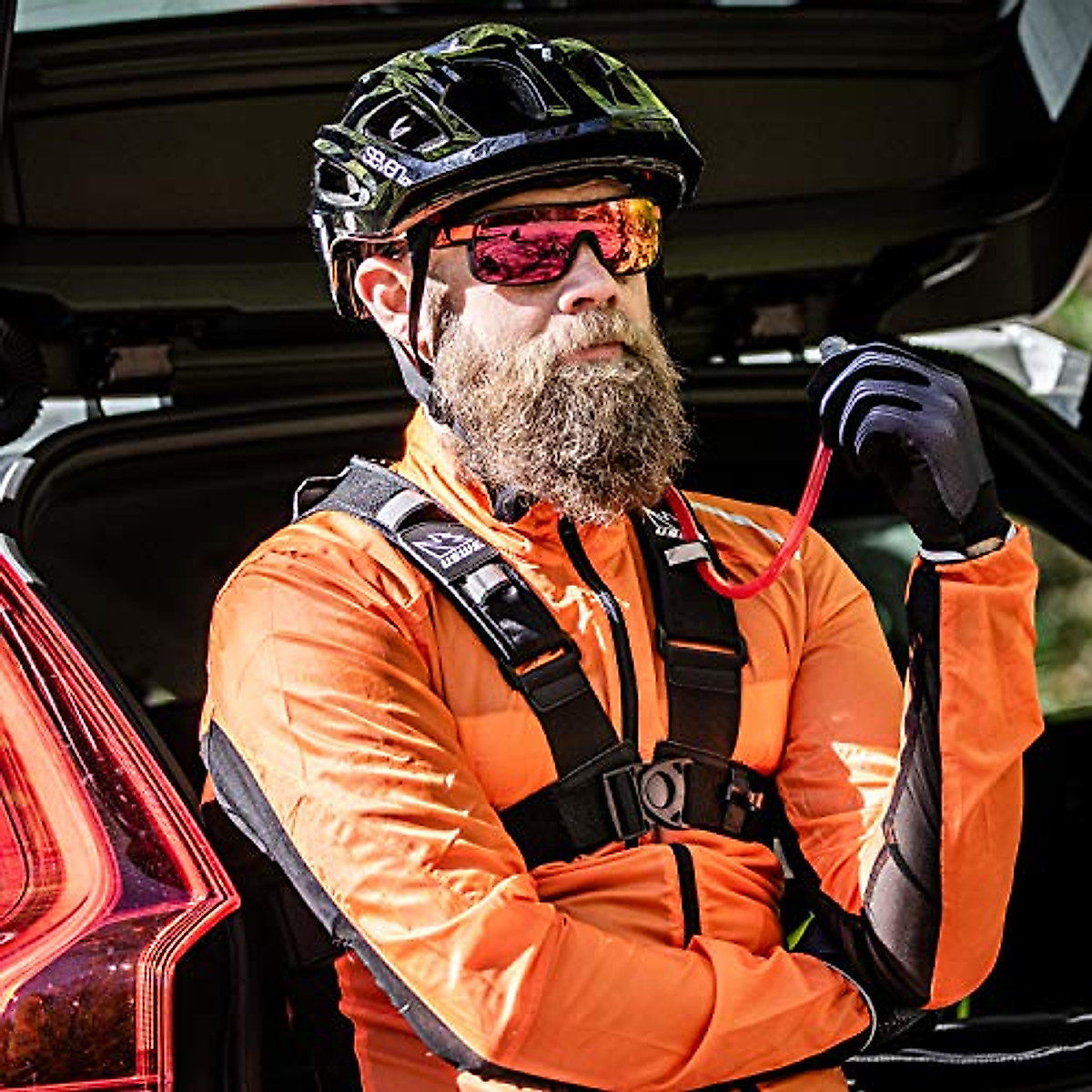 USWE Outlander Cycling Hydration Backpack, 2L, Multi (0.45kg, Adjustable Shoulder Strap, Stash Pocket, 2.0L Capacity)