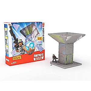 FORTNITE Battle Royale Collection: Port-A-Fort Playset & Infiltrator Figure