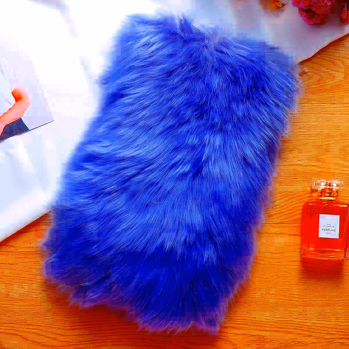 Auto Center Console Armrest Pad, Warm Winter Fluffy Sheepskin Wool Vehicle Center Console Arm Rest Seat Box Pad Cover Cushion Universal Fit for Most Car (Blue)