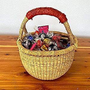 Deluxe Small Round Natural African Basket, 10" - Classic Heartwood Bolga Market Basket from women in Bolgatanga, Ghana with Africa Heartwood Project - GBSRN-S (Flat-packed)