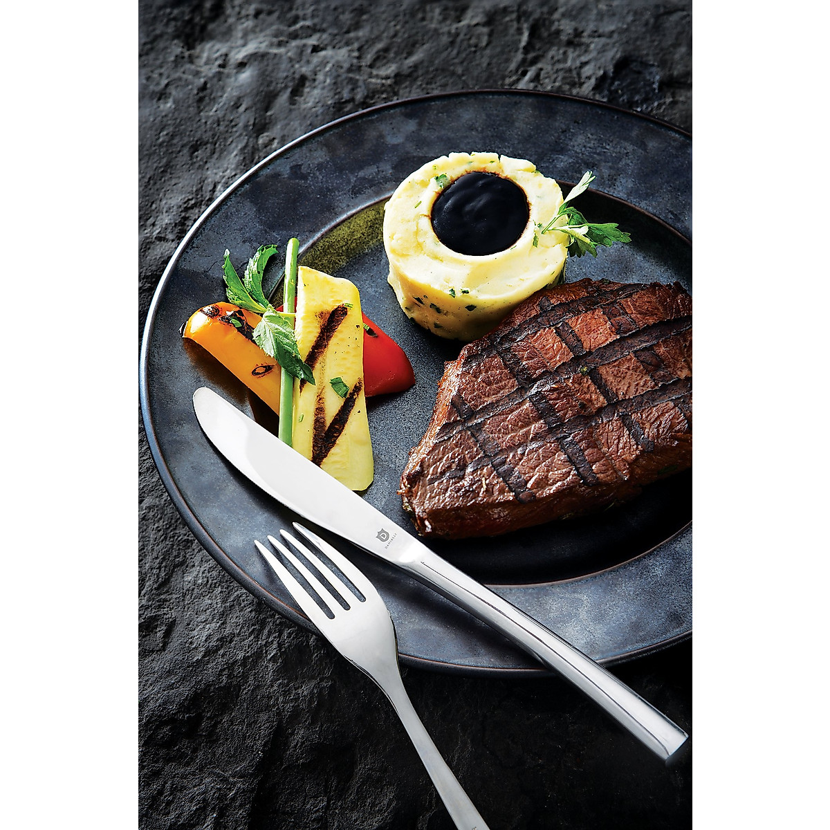 DANIALLI 80 Piece Silverware Set For 16, 18 10 Stainless Steel Silverware Set, Modern Sleek Flatware Set Includes Knife/Fork/Spoon & Long Teaspoon/Salad Fork Mirror-Polished & Dishwasher Safe Cutlery