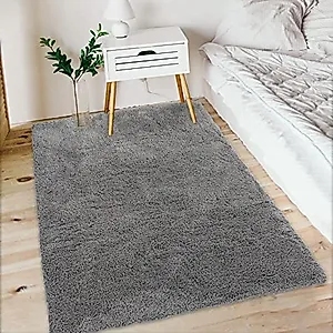 CAROMIO Soft Shaggy Rugs Plush Indoor Modern Faux Fur Area Rugs for Bedroom Luxury Fluffy Carpets Non-Slip Nursery Rugs Shag Rug Home Decor for Living Room Floor Kids Rooms, Light Grey, 4' x 6'