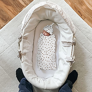 Baby Swaddle Blankets Set with Matching Hat and Drool Cloth Organic Cotton Muslin Blanket Soft Newborn Wrap Receive Blanket Photography Prop Large 47 * 47 Shower Gifts for Boys Girls (Goose)