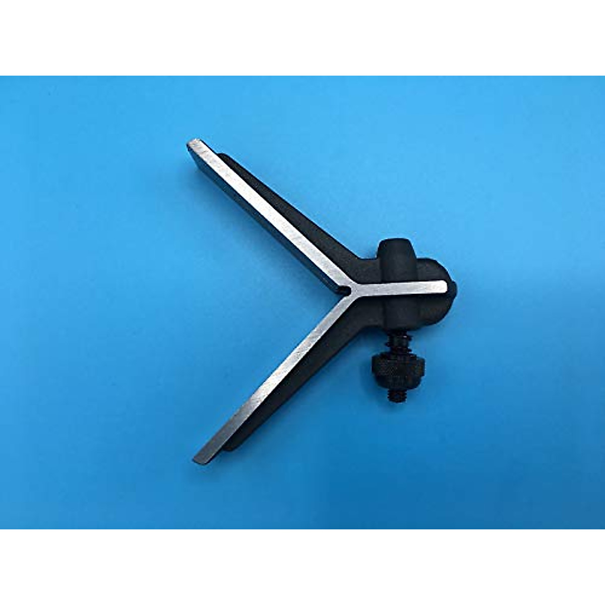 Universal Precision Center Head for Combo Square Blades