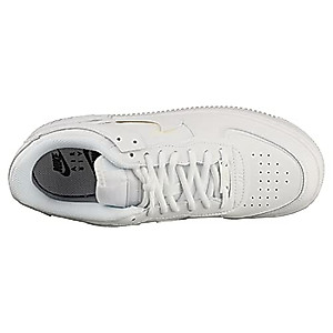 NIKE Women's Basketball Shoe, White, 10