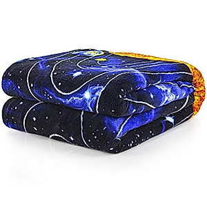 Dawhud Direct Solar System Fleece Blanket for Bed, 50" x 60" Space Fleece Throw Blanket for Boys, Men, Unisex and Kids - Super Soft Plush Planetary Blanket Throw Fleece Blanket for Planet Lovers