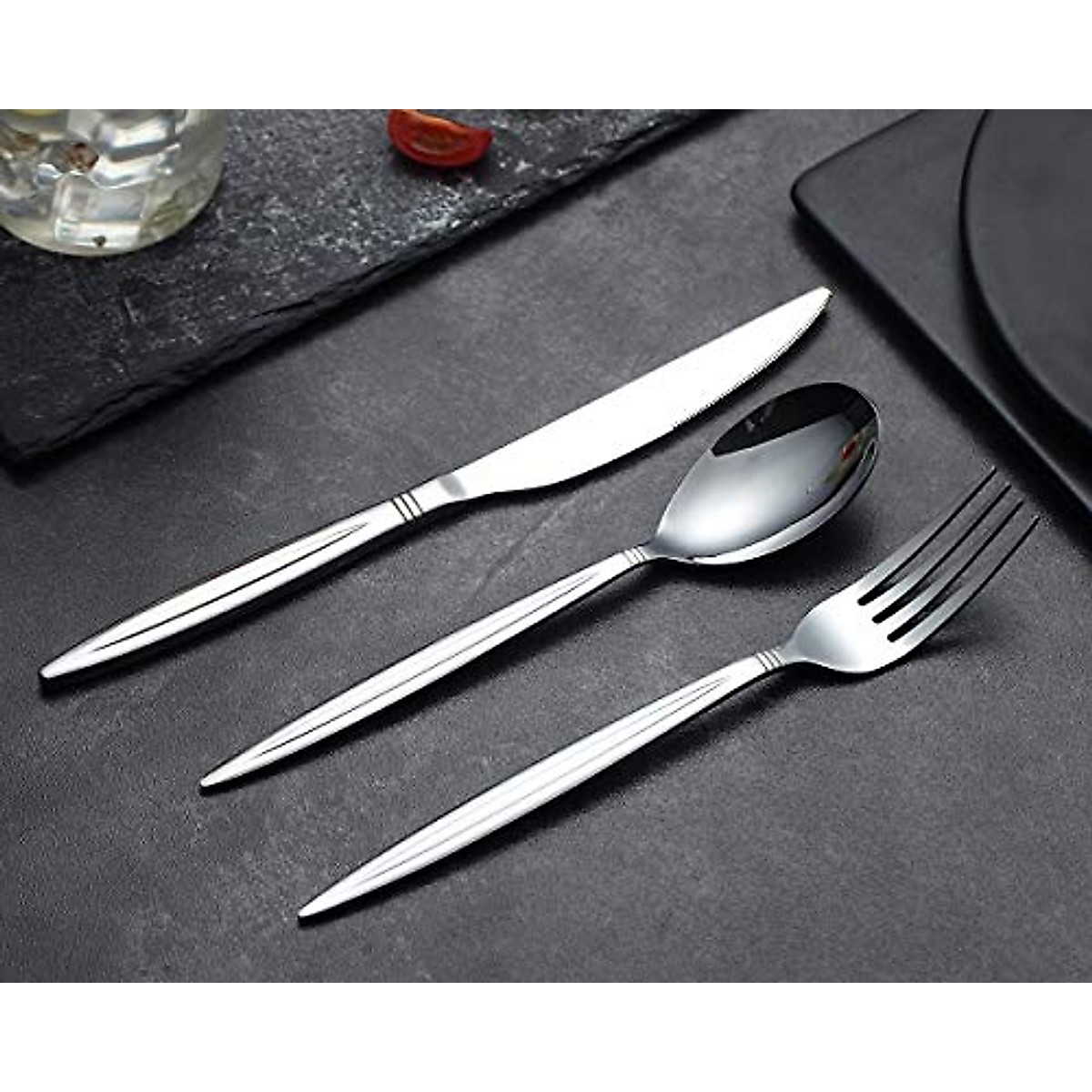 HOMQUEN Flatware Set 40 Pieces, Stainless Steel Silverware Set, Utensils Service for 8, Cutlery Set, Spoons and Forks Sets Dishwasher Safe (Mirror Polish)