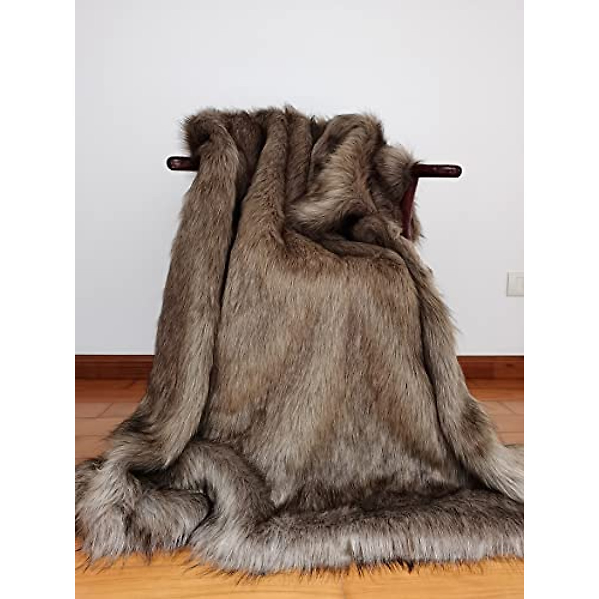 Starose Luxurious Faux Fur Throw Fake Wolf Fur Throw Blanket Couch Throw Bedspread Comforter Large Size (Brown, King)