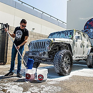 Chemical Guys HOL131 Premium Chenille Microfiber Car Wash Mop and Heavy Duty Extendable Pole Kit (for RVs, Trucks, and Large Vehicles 3 Items)