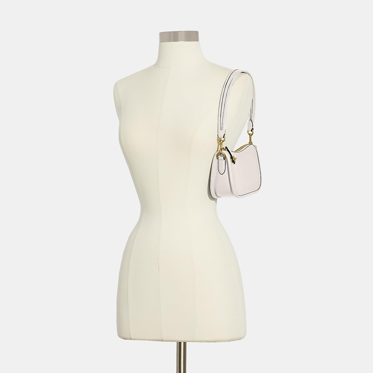 COACH Mini Signature Jacquard Swinger 20, Cocoa Burnished Amb