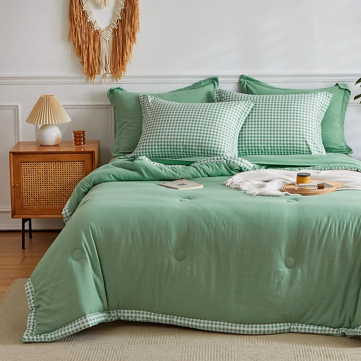 WARMDERN Buffalo Check Plaid Queen Comforter Set Green Comforter for Queen Size Bed 7 Piece Lightweight Soft Comforter with Pillow Shams & Sheets(Green, Queen)