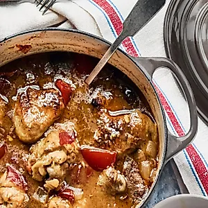 Le Creuset Signature 6.75-quart Round Wide Oven with Copper Knob - Enameled Cast Iron (Oyster)