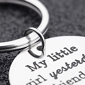 Daughter Keychain Gift from Father Mother for Bride Adult Daughter Little Girl Birthday Wedding Valentine Day Graduation Christmas Dad Mom Gifts for Women Teen Teenage Key Ring Jewelry