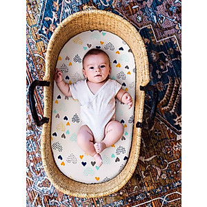 COSMOPLUS Bassinet Sheet Set 2 Pack Stretch Fitted Craddle Fitted Sheets for Bassinet Pads/Mattress, for Boys Girls,Unisex,Ultra Soft,Heart Pattern