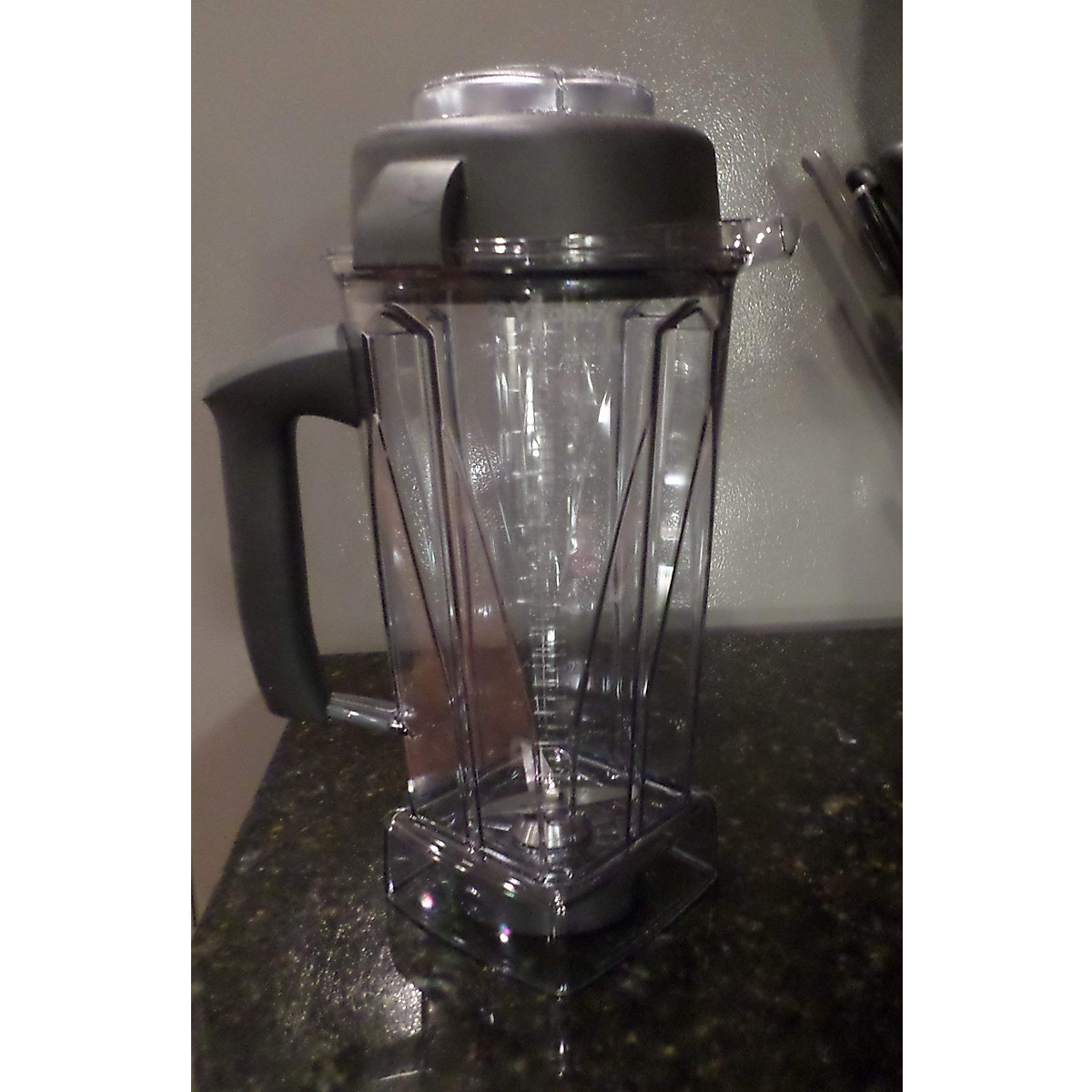 Vitamix 64 oz Container + Blade Scraper Accessory Bundle