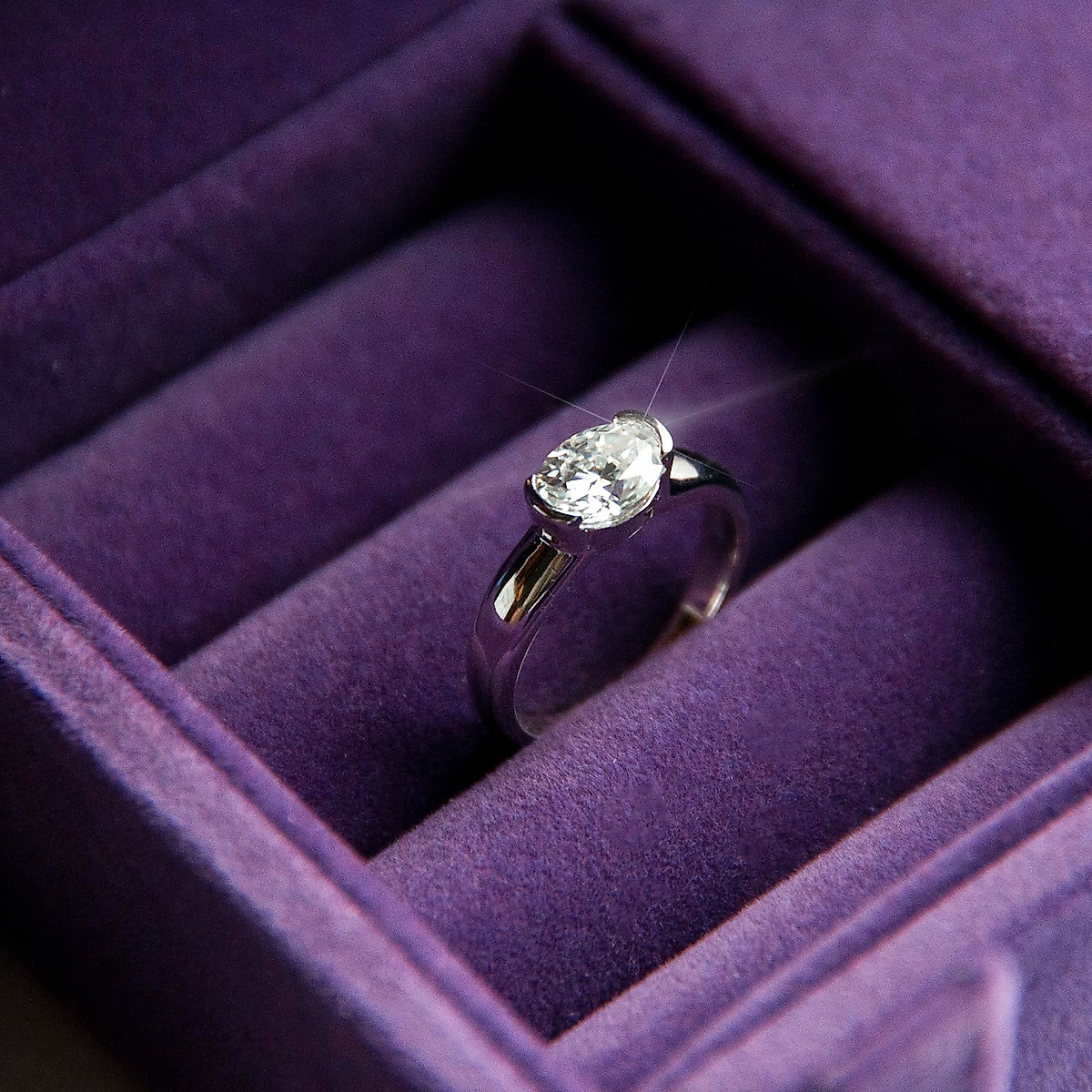 Jiostonor 1.5CT Oval Round Cut Moissanite Half Bezel Set Ring Lab Created Diamond Sterling Silver Engagement ring