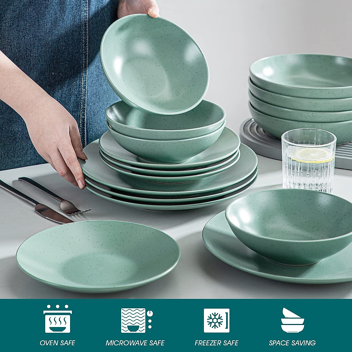vancasso Sabine 16-Piece Dinnerware Set, Stoneware Semi-matte Kitchen Plates and Bowls Sets, Service for 4, with Dinner Plates, Dessert Plates, Pasta Bowls and Cereal Bowls, Microwave Safe, Turquoise