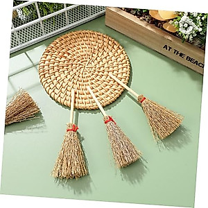 HOMOCONO 10pcs Halloween Broom Toys Baubles Natural Grass Broom Witch Broom Alien Mini Brooms for Crafts Witches Broom Halloween Ghost Decoration Halloween Hanging Embellishment Broom