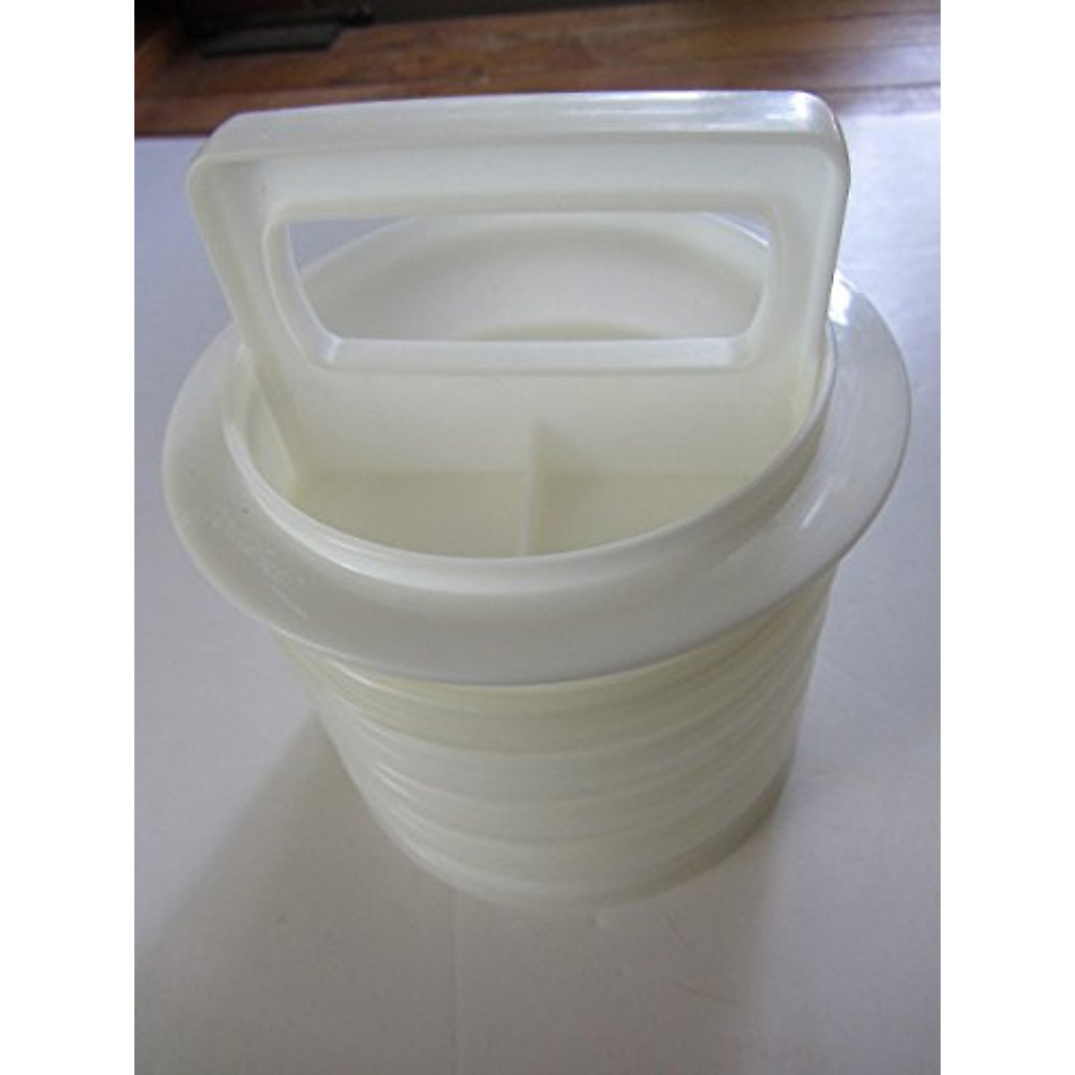 Vintage Tupperware Large Hamburger Patty Press with 5 Keepers and 1 Lid