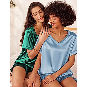 Ekouaer Silk Pajamas Set for Women Satin Short Sleeve Sleepwear V Neck Sleep Set 2 Piece Pj Set Light Blue Large