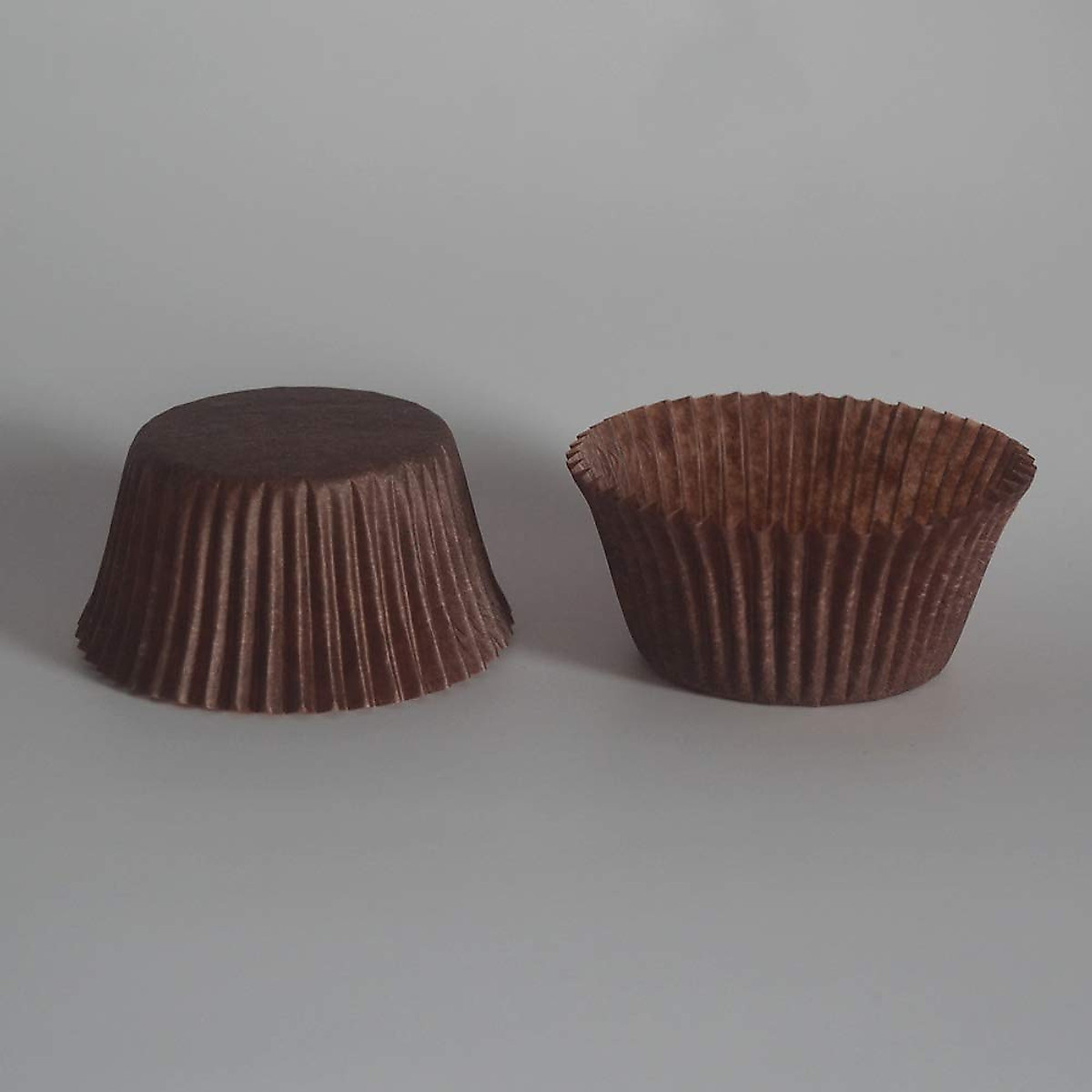 Huaswan Coffee Cupcake Liners Greaseproof Paper Standard Baking Cups for Party and More, 150-Count