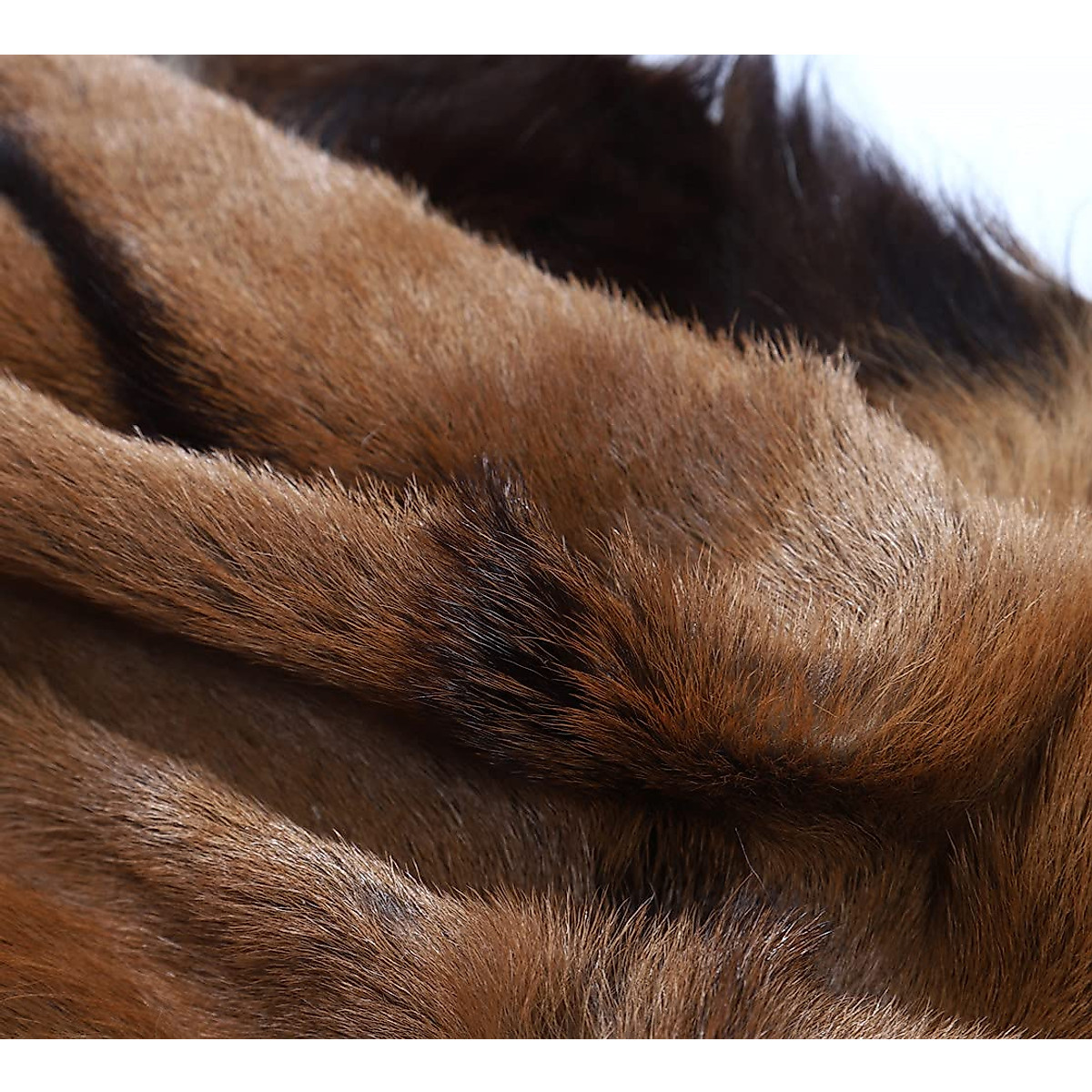 Natural Tanned Sheep Skin Antelope Fur Goat Hide Pelts Skin Springbok Fur Hide Pelt Rug Taxidermy Hunting Trophy and Fur Plush Fur Clothing Liner Bag Accessories 1PCS (16X16IN)