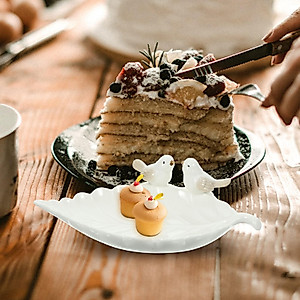 Alipis Jewelry Tray Earring Holder Necklace Display Dish Serving Trays Ceramic Ring Plate Desktop Necklace Container Candy Serving Dishes Display Tray Small Tray 3d Ceramics Dessert Plate