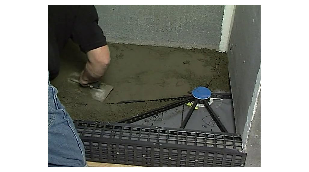 Positive Weep Hole Protector for Efficient Drainage