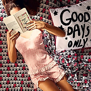 Betsey Johnson - Queen Sheets, Silky & Lightweight Bedding, Fade & Wrinkle Resistant (Skulls, Queen)