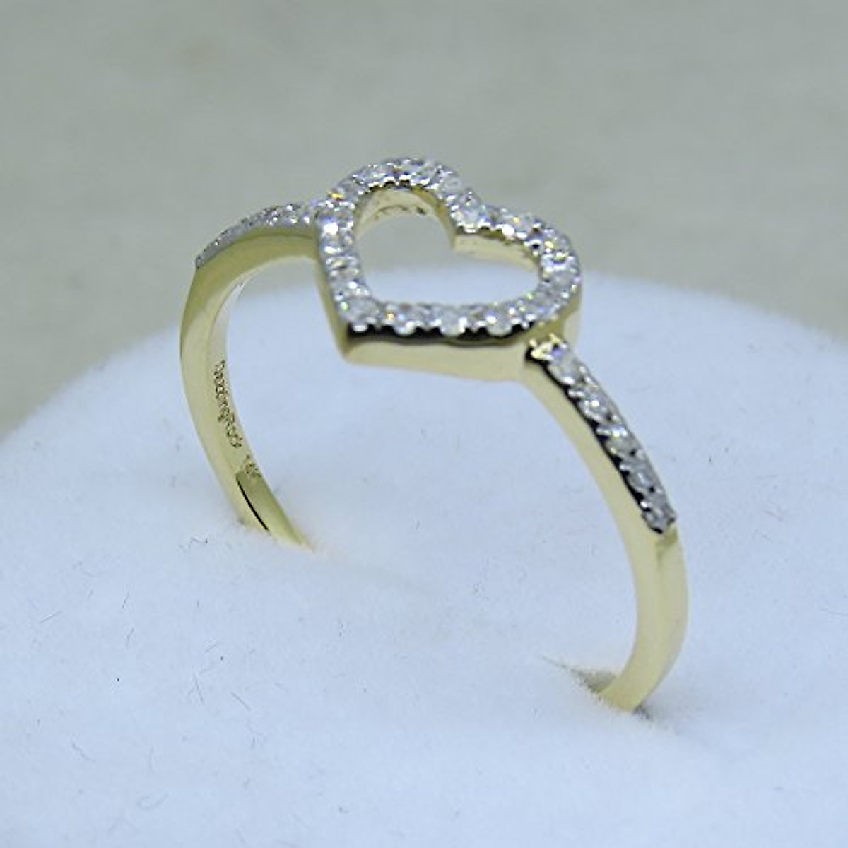 Dazzlingrock Collection 0.18 Carat (Cttw) 10K Round Diamond Women Heart Engagement Ring, Yellow Gold, Size 8.5