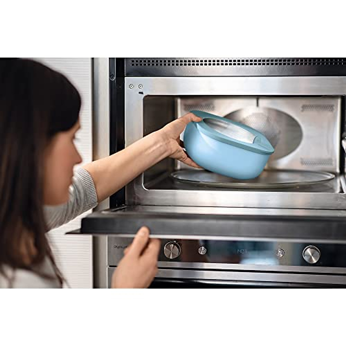 Guzzini Store & More Kitchen Active Design Low Airtight Containers for Fridge/Freezer/Microwaves (M), 19.5 x 19.5 x 9.3 cm, Blue (Matt Mid Blue)