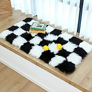 CKLZSAY Faux Fur Rug Three Layer Thick Washable Fluffy Soft Sheepskin Rug Rectangular 2x4 Feet Plush Rug for Living Room Bedroom Sofa Bedside Floor Cushion Rug (Black and White)