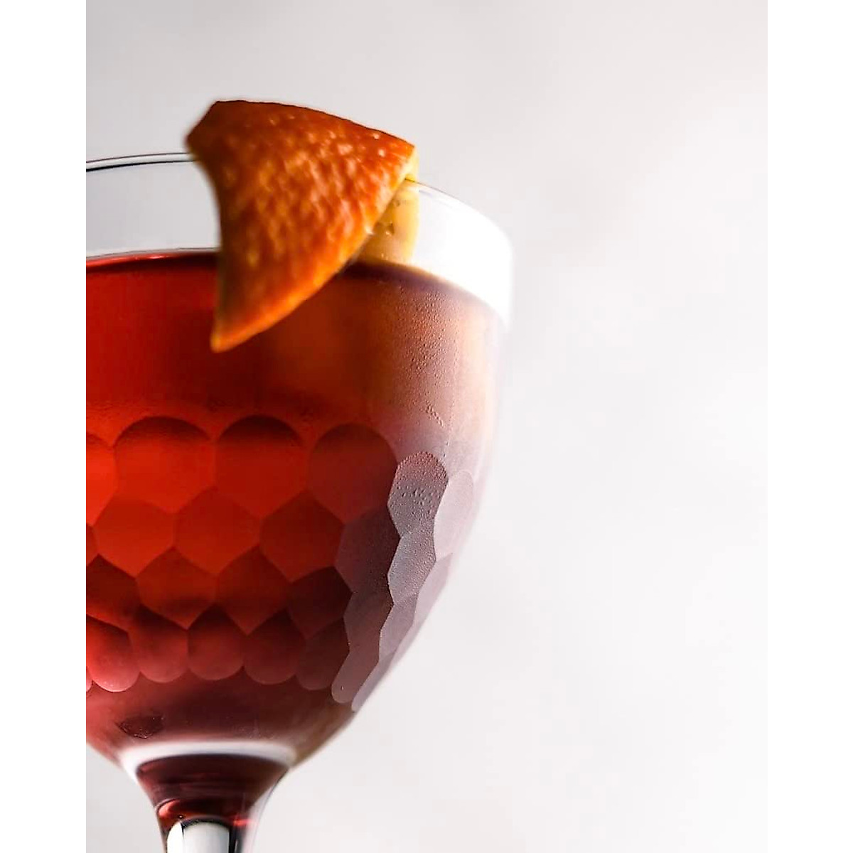 Amehla "Hive Glass Honeycomb Nick & Nora Cocktail Glasses, 5oz Coupe Martini, Manhattan, Bee's Knees Craft Cocktails Glass (Pack of 4)