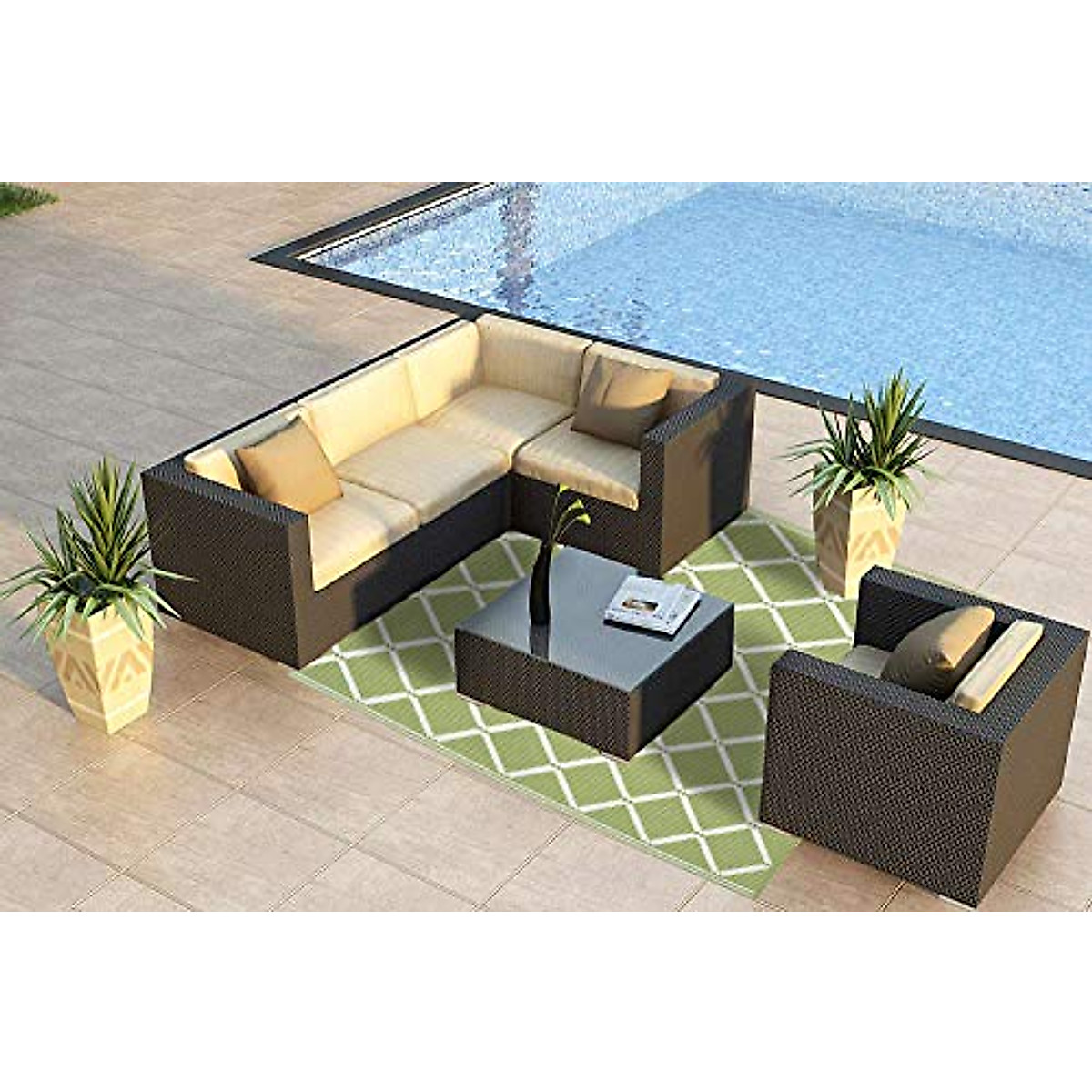 Indoor/Outdoor Area Rug - Made from 100% Recycled Polypropylene Plastics Great for Patios, Porches, Camping, and The Beach - Outdoor Waterproof Carpet (5' x 7', Karlo-Green)