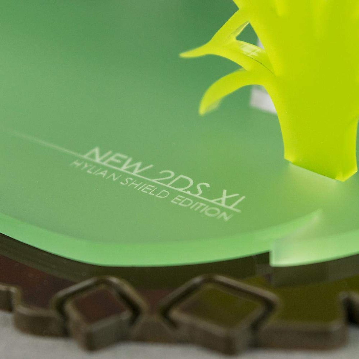 Display Stand for the Nintendo Hylian Shield New 2DS XL