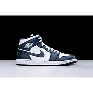 NIKE Men's Basketball Shoes, White White MTLC Gold Obsidian 174, 9