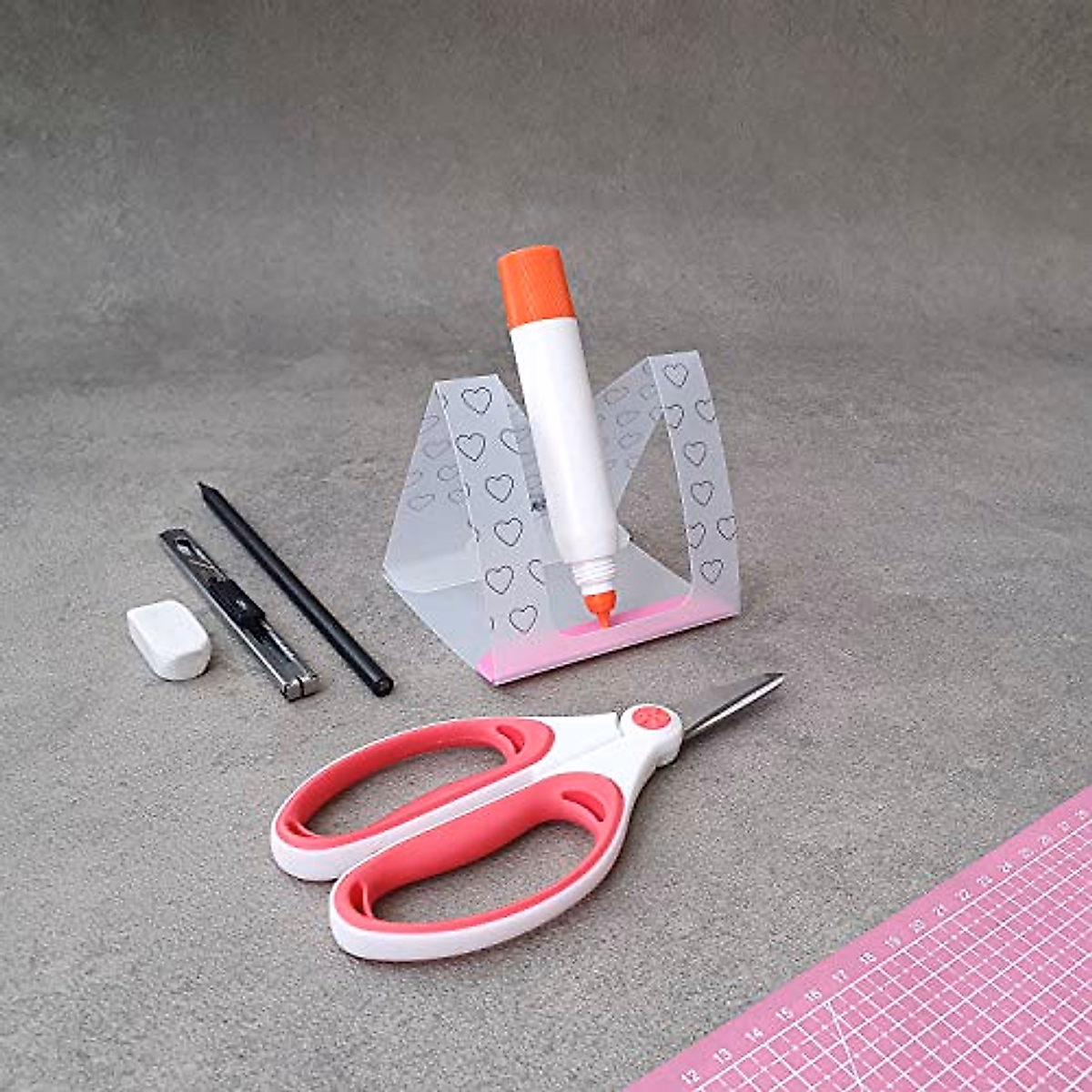 STANDIY Liquid Glue Stand - Craft Glue Bottle Holder, Fine Tip, Precision Tip, and Needle Tip Glue Bottle Stand, Scrapbooking Tools, Your Glue is Always Ready for Your Craft Projects, (Hearts)