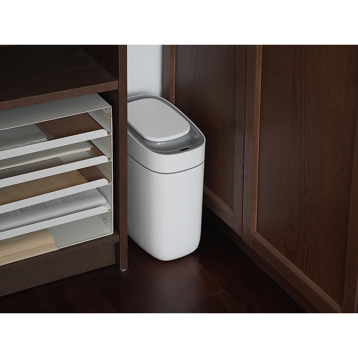 Coeusy Bathroom Trash Can,Motion Sensor Trash Can Automatic Touchless,Smart Bathroom Garbage Can with a Lid,Auto-Adsorption Slim Small Waste Basket for Bedroom,Office,3 Gallon White