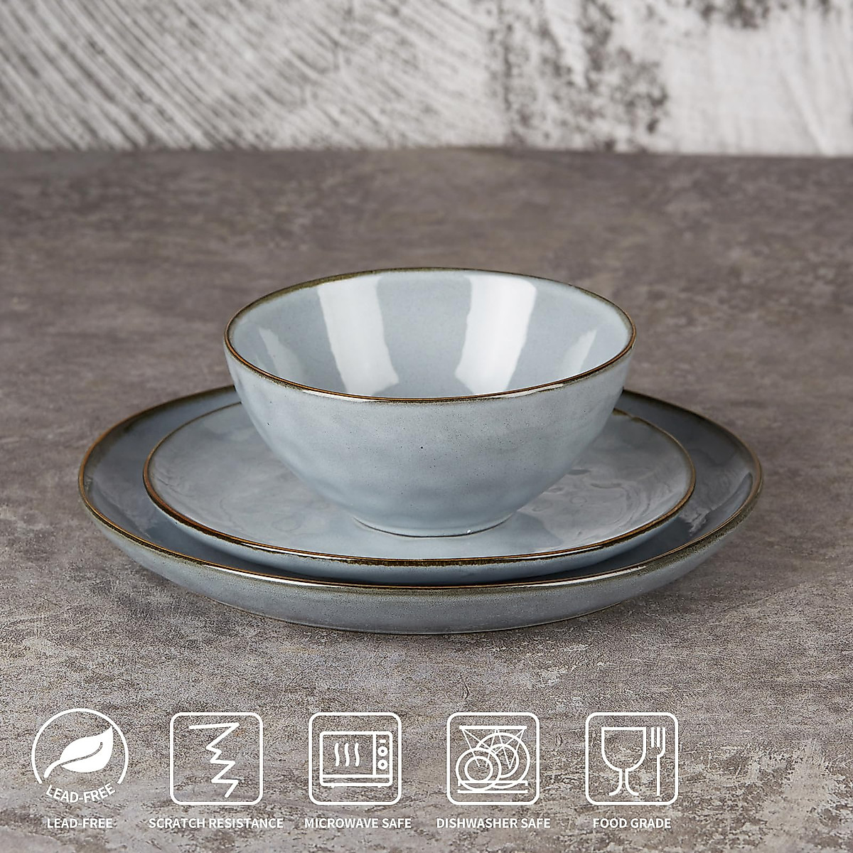 Famiware Dinnerware Sets for 4, Ocean Round 12-Piece Kitchen Plates and Bowls Sets, Reactive Glaze, Microwave and Dishwasher Safe, Scratch Resistant, Blue