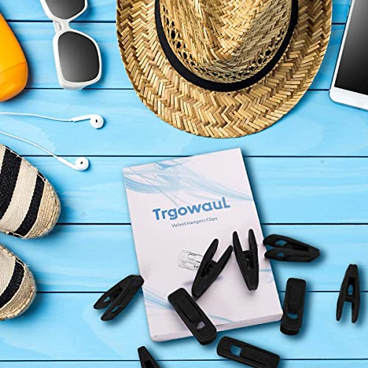 Trgowaul Velvet Hangers Clips, Pants Hangers Velvet Clips, Strong Finger Clips Perfect for Thin Velvet Hangers (40pc, Black)