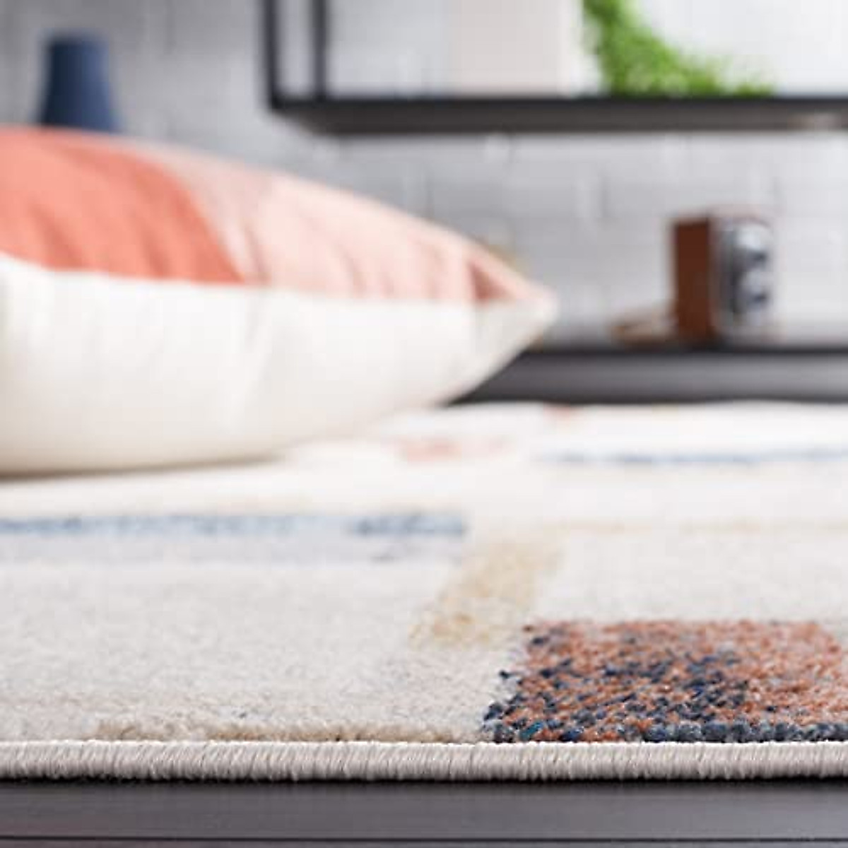 Safavieh Bayside Collection Machine Washable 4' x 6' Ivory/Blue Rust BAY126A Modern Contemporary Entryway Living Room Foyer Bedroom Accent Rug
