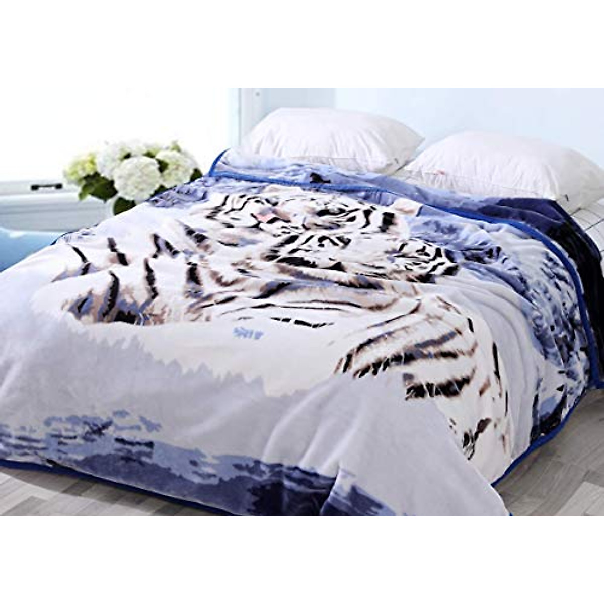 Faux Fur Throw Blanket Queen Size - 75"x90" Soft Plush Warm Faux Mink Bed - Blankets (Queen (75"x90"), Snow Tigers)