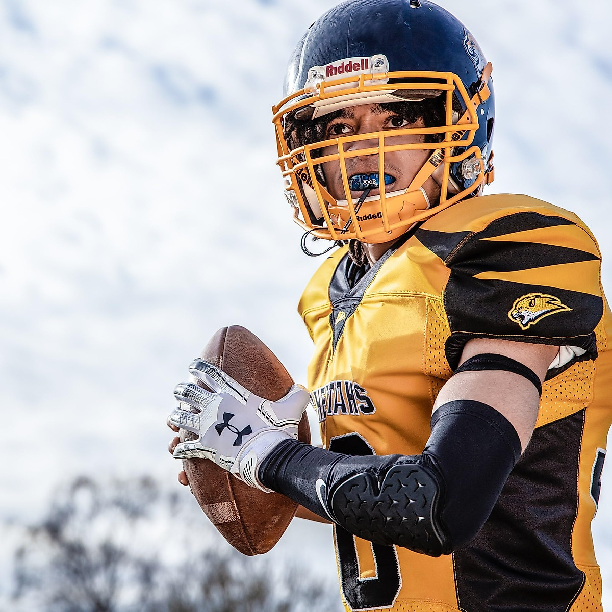 OPRO Instant Custom-Fit Sports Mouth Guard, Revolutionary Fitting Technology for Ultimate Comfort, Protection & Fit Gum Shield Dentist Mouthguard, for Rugby, Boxing, Hockey, MMA (Blue Camo, Adult)