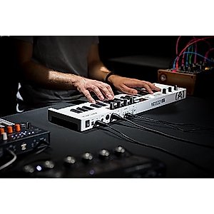 Arturia KeyStep 37 Controller & Sequencer USB/MIDI/CV Keyboard Controller