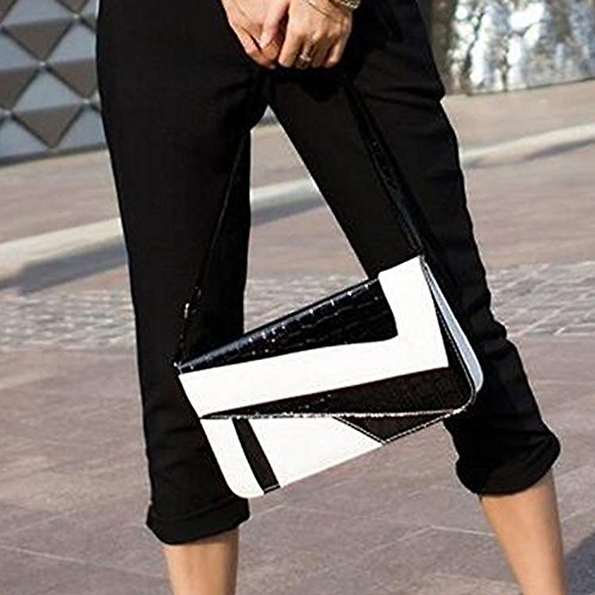 FiveloveTwo Womens PU Leather Clutch Handbags and Purse Wallet Crossbody Shoulder Party Wedding Shopping Shoulder Bags Satchels Black White