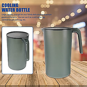 Cabilock 2500ML Plastic Pitcher Iced Tea Pitcher with Lid and Handle Hot Cold Water Carafe Water Pitcher Jug for Juices Beverage Camping Picnics (Black)