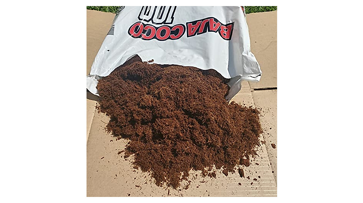 Organic Coconut Coir Soil for Healthy Garden Growth